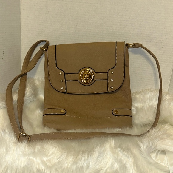 Bags | Tan Shoulder Bag | Poshmark